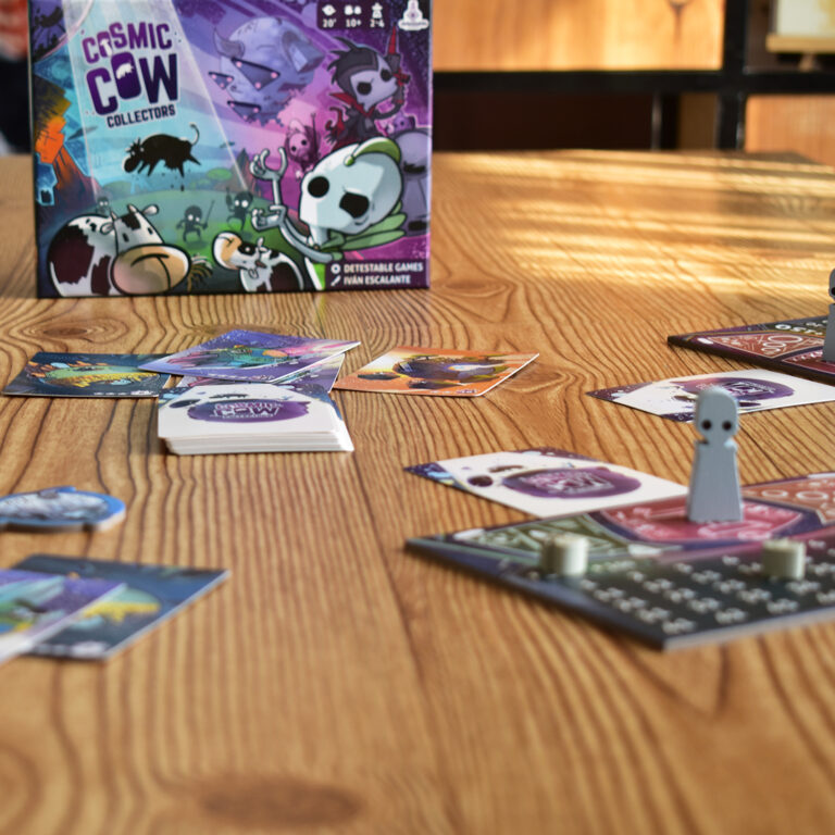 Cosmic Cow Collectors (EN) - Draco Studios